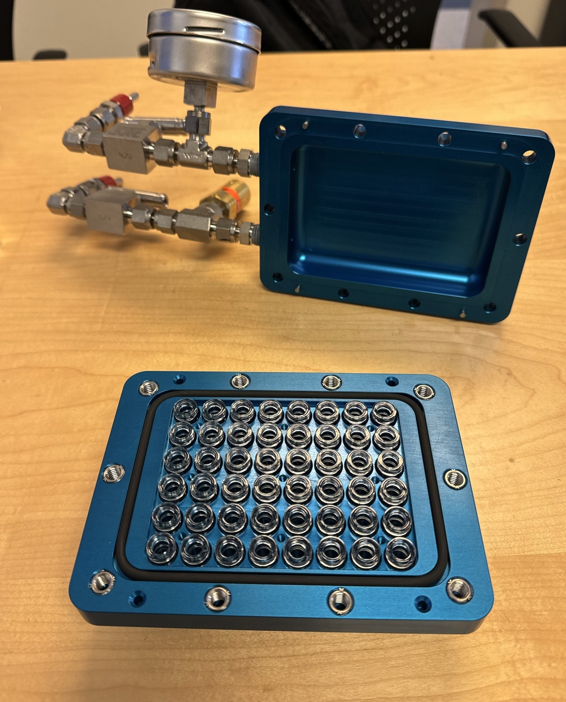 Plate Pressure Reactor | Catalysis and Separations Core